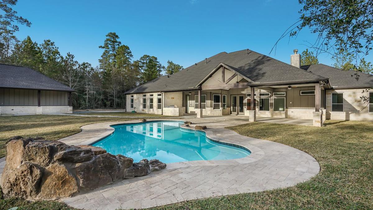 A Texas Build On Your Land Custom Home Buider - Rvision Homes