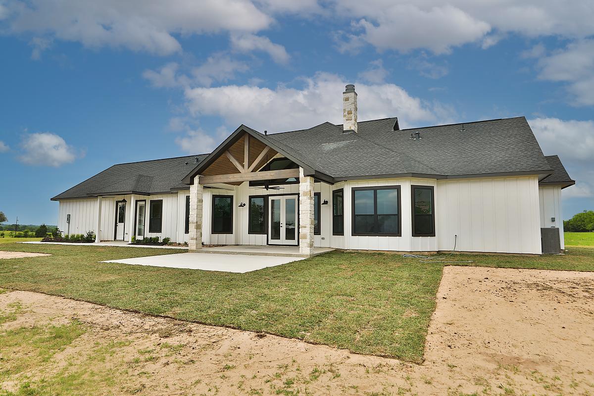 Custom Home Builder North Houston - Build On Your Land | RVision Homes