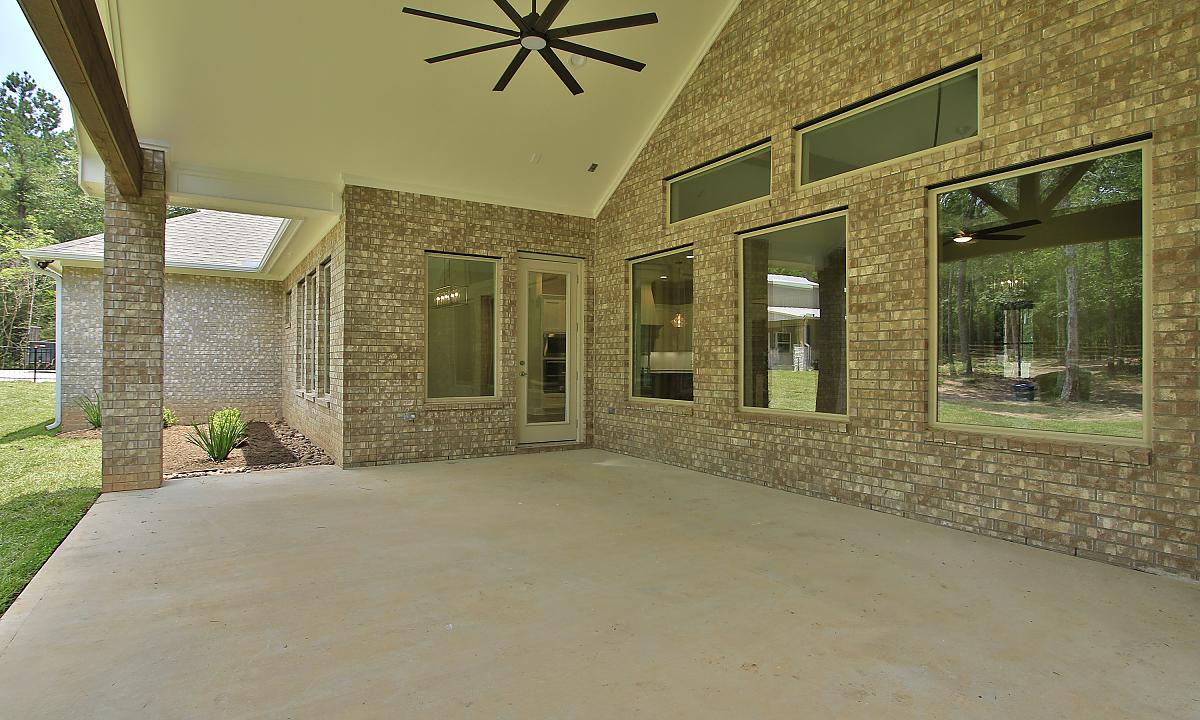 Custom Home Builder North Houston - Build On Your Land in Texas
