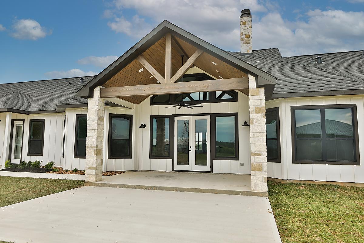 Custom Home Builder North Houston - Build On Your Land | RVision Homes