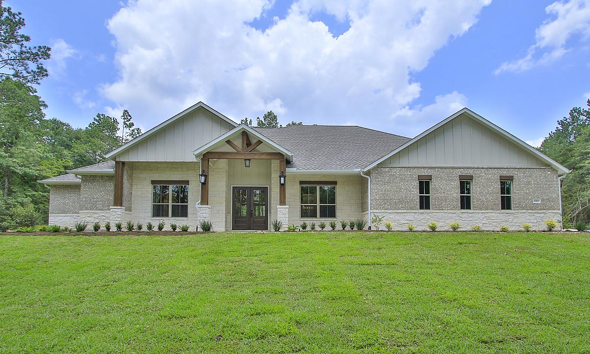 Custom Home Builder North Houston - Build On Your Land in Texas