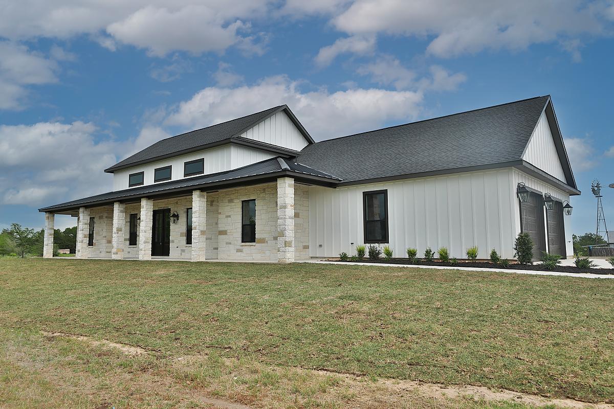 Custom Home Builder North Houston - Build On Your Land | RVision Homes