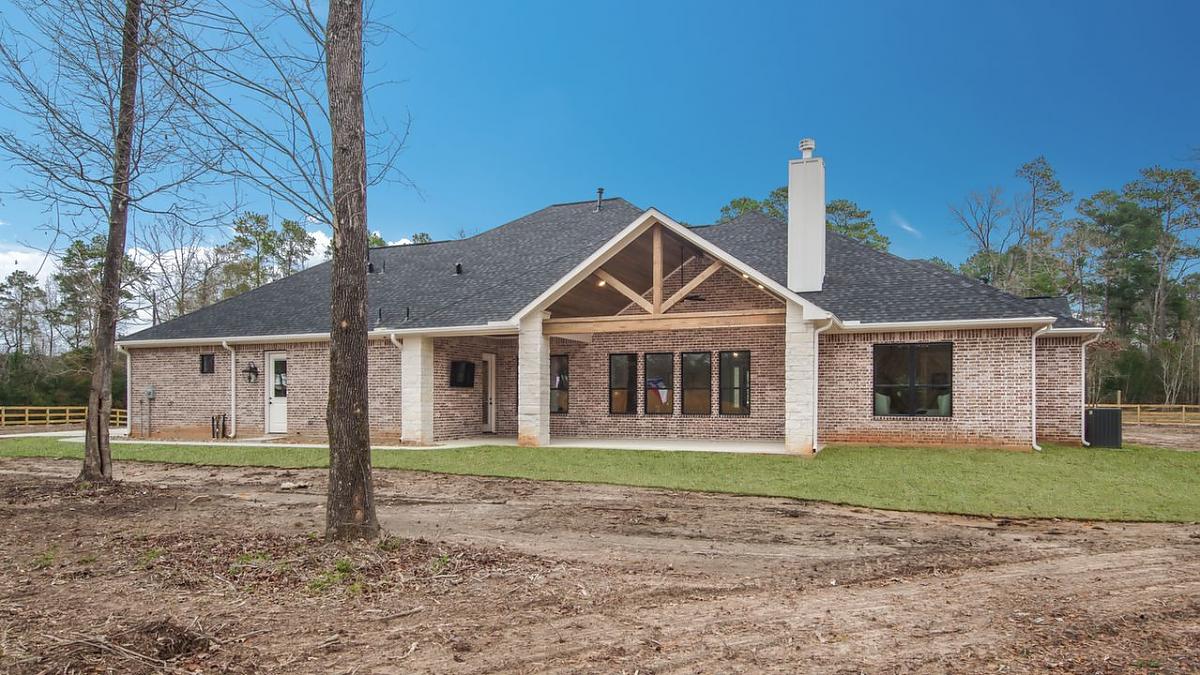 A Texas Build On Your Land Custom Home Buider - Rvision Homes